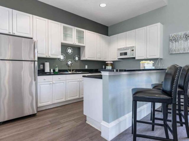 Westwood Apartments 3 Bedroom Apartment for Rent at 3739 Metro Pkwy, Fort Myers, FL 33916 Metro Park