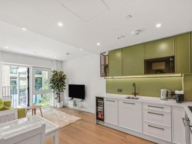 Westwood Building, Chelsea Creek, 1 Bedroom Flat