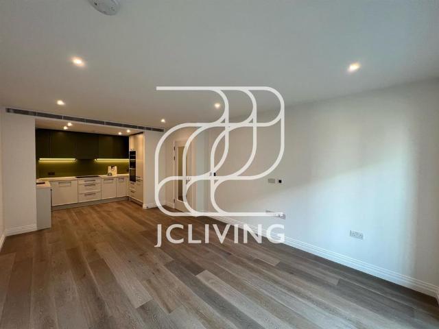 Westwood Building Chelsea Creek 2 bed flat to rent £4,550 pcm £1,050 pw