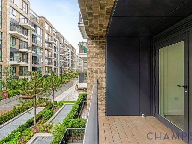 Westwood Building, London 1 bed flat to rent £2,947 pcm £680 pw