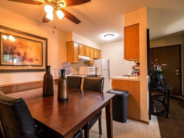 Westwood Gardens 2 Bedroom Apartment for Rent at 2501 Nevada Ave S, St. Louis Park, MN 55426 Willow Park