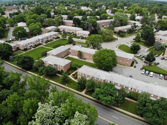 Westwood Hills 2 Bedroom Apartment for Rent at 5 Sutton Pl, Westwood, NJ 07675