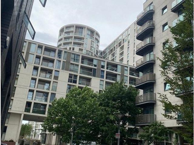 Westwood House, London E14, 2 bed flat to rent, £2,600 pcm | PrimeLocation