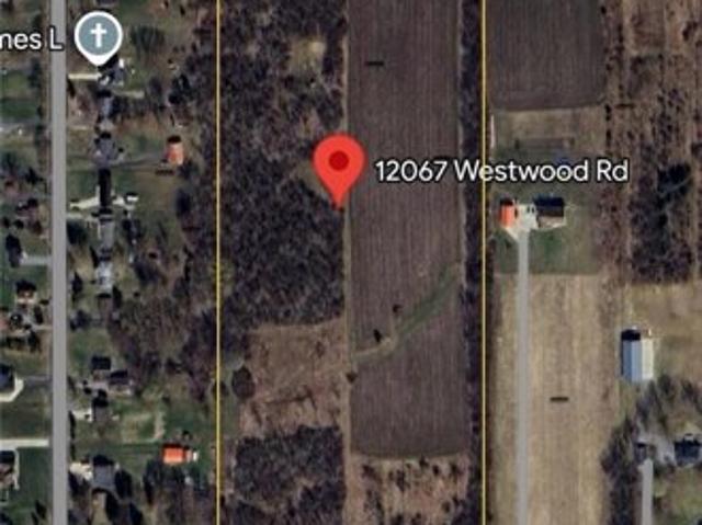 Westwood Rd, Alden, Farm House For