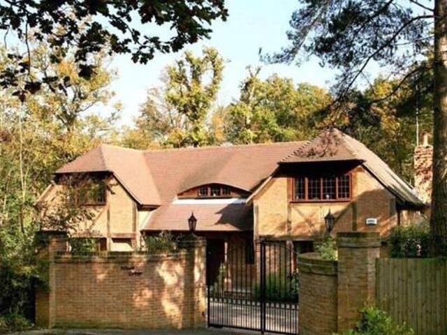 Westwood Road, Windlesham, 4 Bedroom Detached