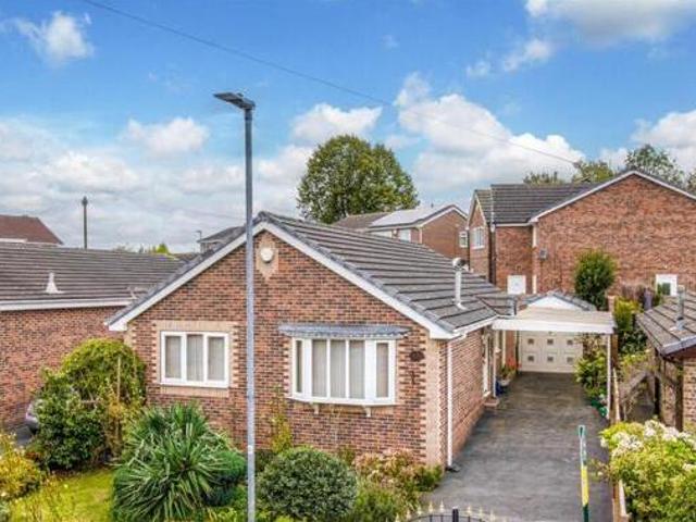 Westways, Wrenthorpe, 3 Bedroom Detached