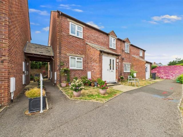 Westward Court, Westward Road, Ebley, Stroud, Gloucestershire GL5, 2 bed flat to rent, £850 pcm | PrimeLocation