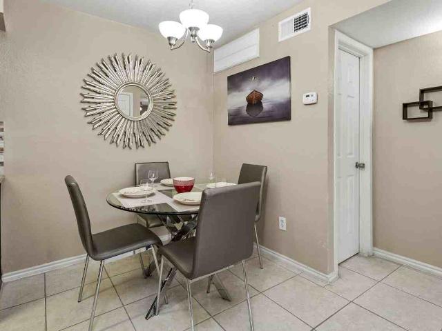 Westward Square 1 Bedroom Apartment for Rent at 6233 Gulfton St, Houston, TX 77081 Gulfton