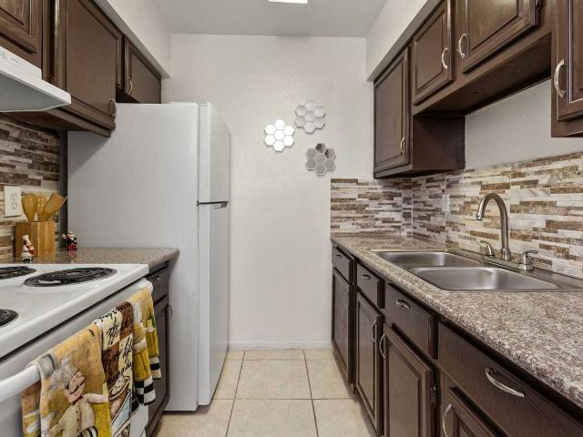 Westward Square 2 Bedroom Apartment for Rent at 6233 Gulfton St, Houston, TX 77081 Gulfton