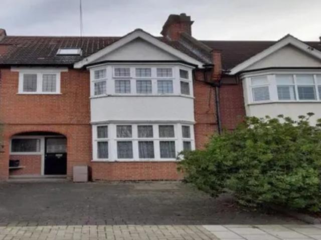 Westwell Road, London, SW16 3PY, United Kingdom | 4 bed apartment for rent #167609001 | Rentberry