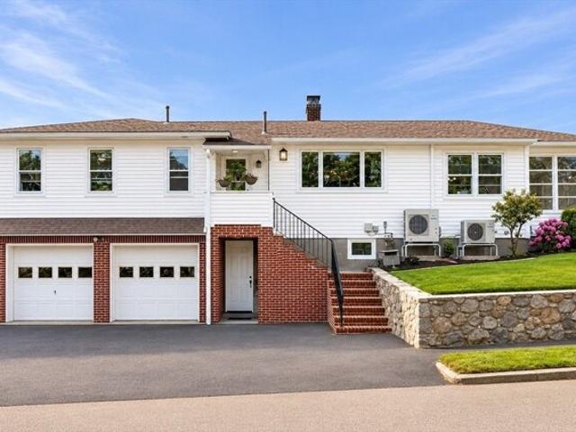 Westvale Rd, Medford, Home For Sale