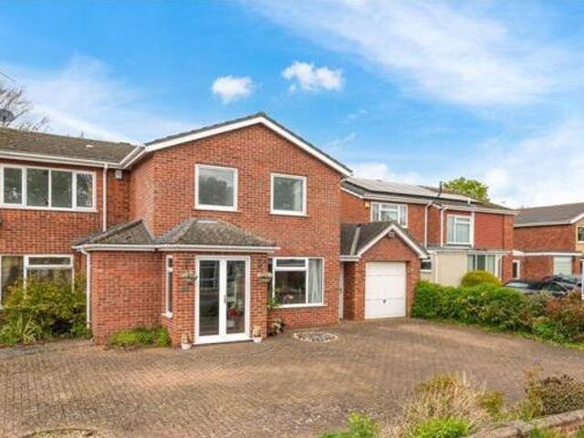 Wesley Close, Sleaford, 5 Bedroom Detached
