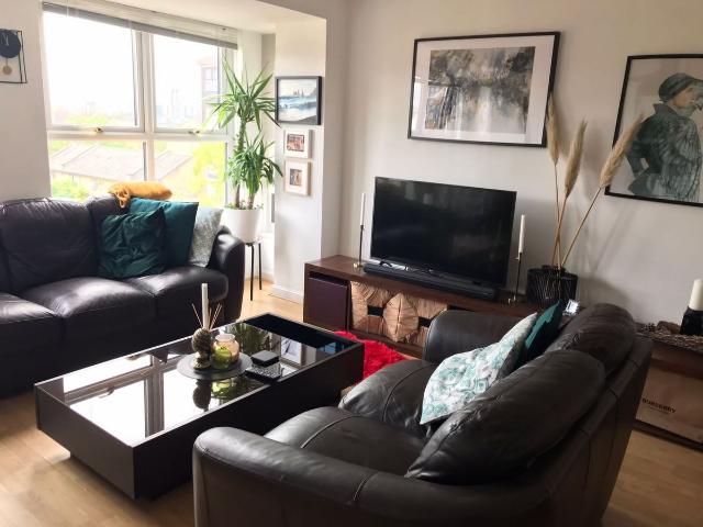 Wesley Avenue, Canning Town, London E16, 2 bed flat to rent, £1,825 pcm | PrimeLocation