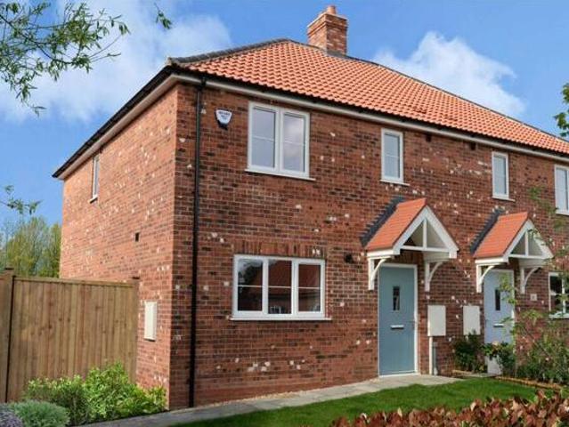 Wesley Gardens, Messingham, 3 Bedroom Semi detached