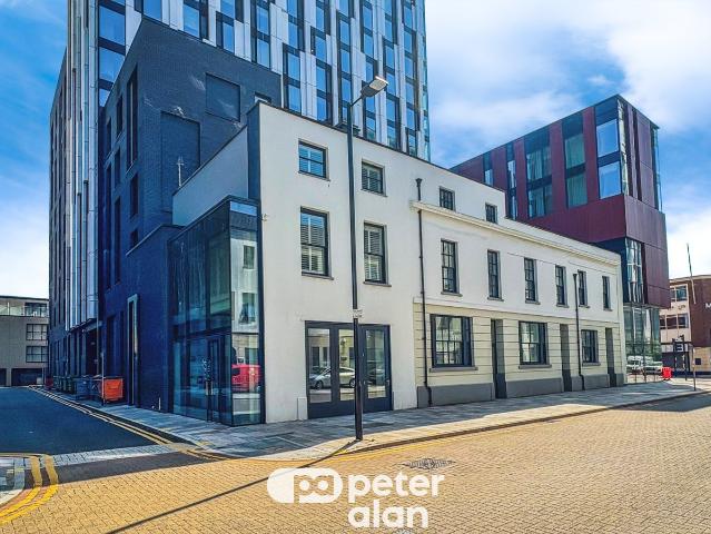 Wesley Lane, Cardiff CF10, 2 bed flat to rent, £2,000 pcm | PrimeLocation
