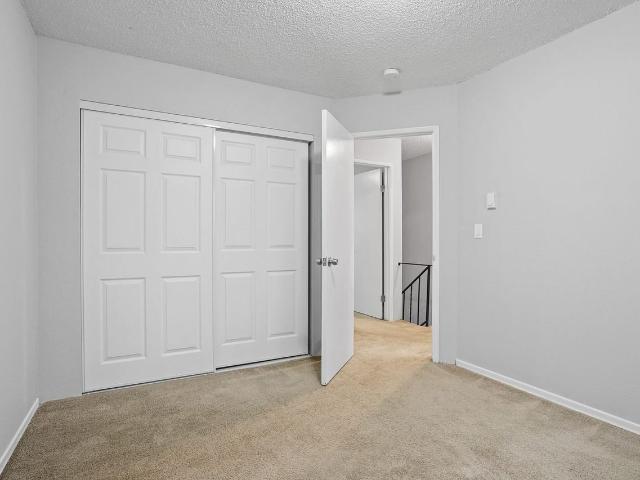 Wetherburne Square Townhomes 3 Bedroom Apartment for Rent at 13210 Se Division St, Portland, OR 97236 Powellhurst Gilbert
