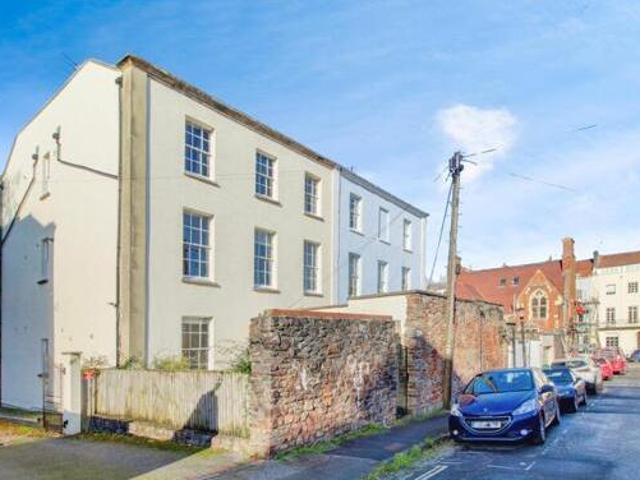 Wetherell Place, Clifton, 3 Bedroom Flat