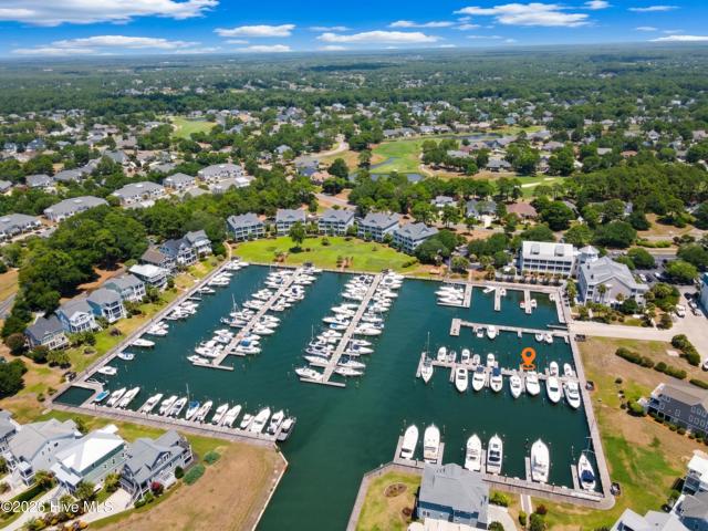 Wetslip G8 Marina At St James