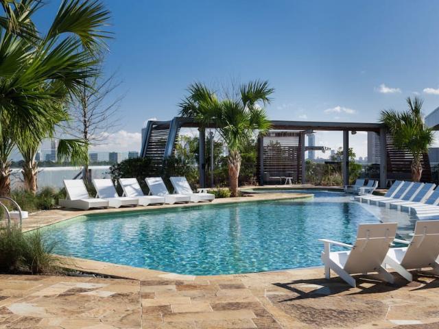 We've got oxygen ready at this breathtaking 3Br