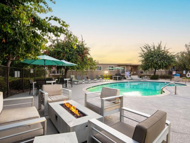 Wexford Manor Apartments