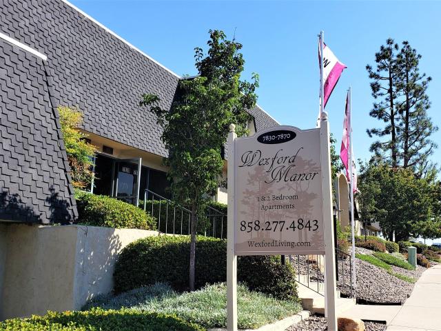 Wexford Manor Apartments