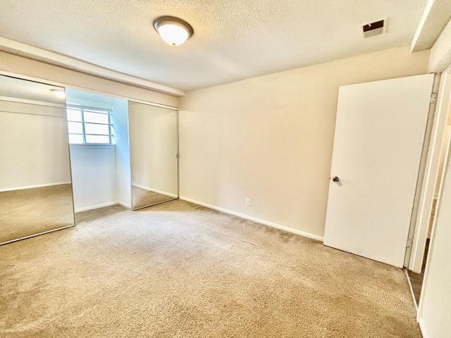 Wexford Plaza 2 Bedroom Apartment for Rent at 4414 Jarboe St, Kansas City, MO 64111 West Plaza