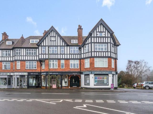 Clay Hill House, Wey Hill GU27, 1 bed flat to rent, £1,000 pcm | PrimeLocation