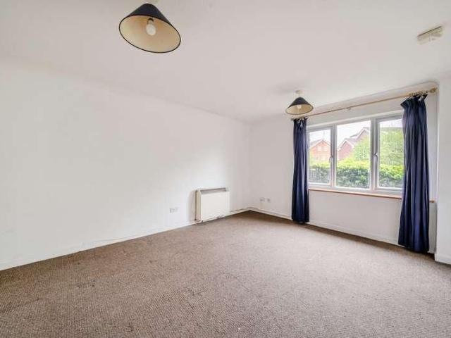 Wey Road, Godalming, Surrey, GU7