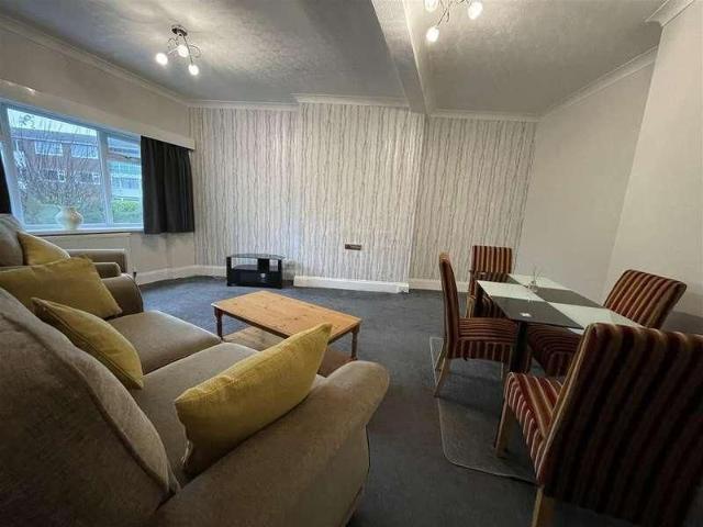 Weydale Avenue, Scarborough, YO12