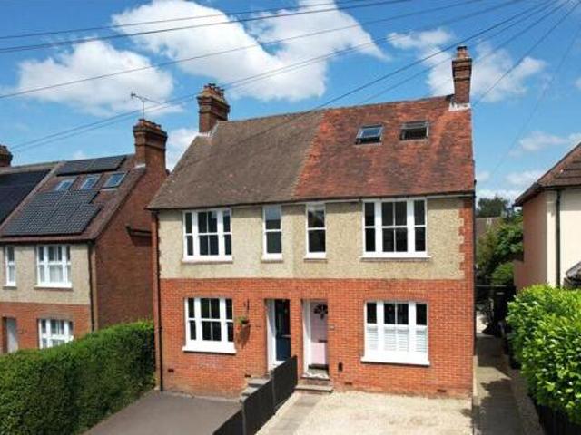 Weydon Hill Road, Farnham, 4 Bedroom Semi detached