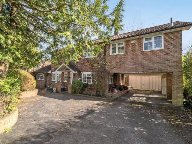 Weydon Lane, Farnham, Surrey GU9, 4 bed detached house to rent, £2,200 pcm | PrimeLocation