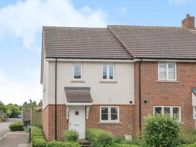 Weydon Lane, Farnham, 2 Bedroom End