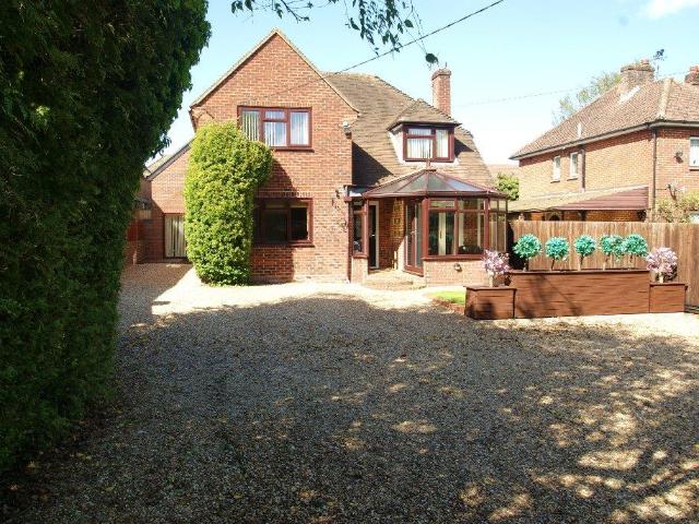 Weyhill Road, Andover, SP10 1 bed flat to rent £1,150 pcm £265 pw