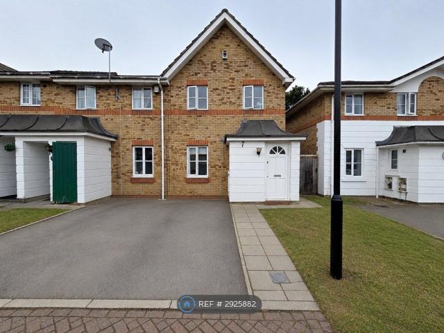 Weymouth Close, London E6, 3 bed semi detached house to rent, £2,350 pcm | PrimeLocation