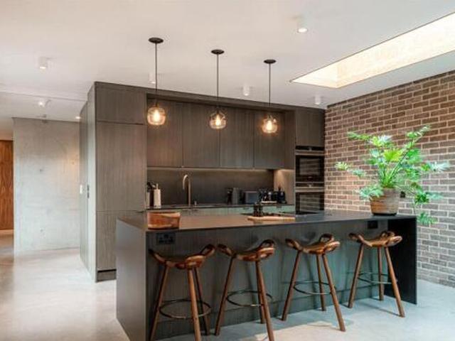 Weymouth Mews, Marylebone, 3 Bedroom Apartment