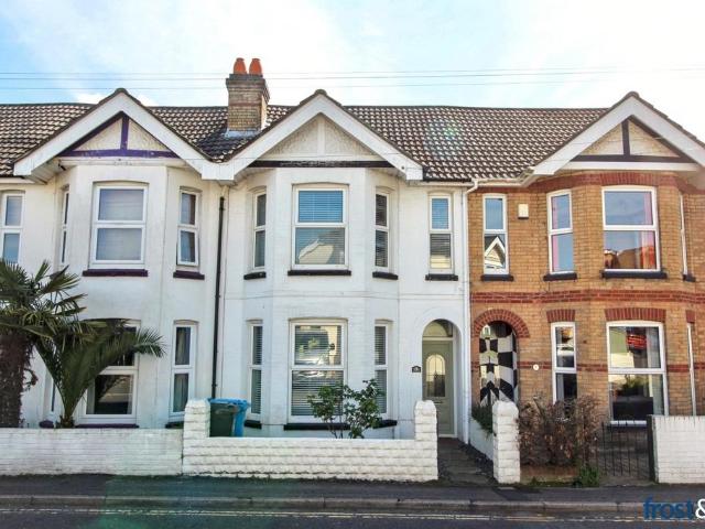 Weymouth Road, Poole 3 bed terraced house to rent £1,395 pcm £322 pw