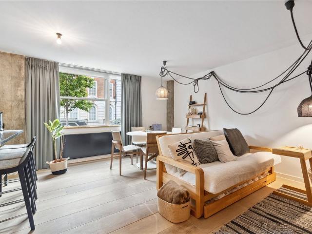 Weymouth Street, Fitzrovia W1W, 1 bed flat to rent, £4,333 pcm | PrimeLocation