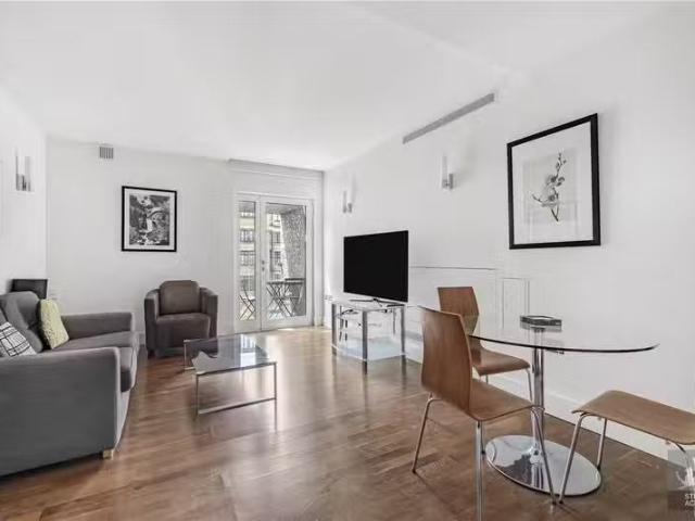 Weymouth Street, London, W1W 5BX