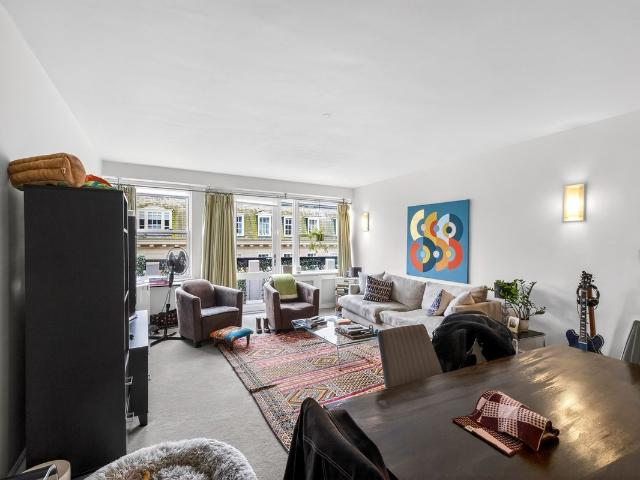 Weymouth Street, London W1W, 3 bed flat to rent, £7,800 pcm | PrimeLocation