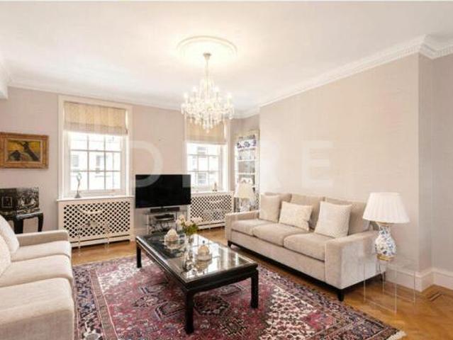 Weymouth Street, London, 3 Bedroom Apartment