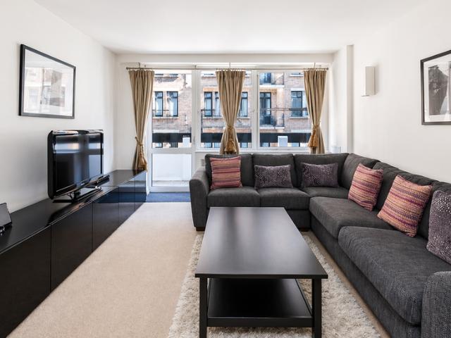 Weymouth Street, W1W, London