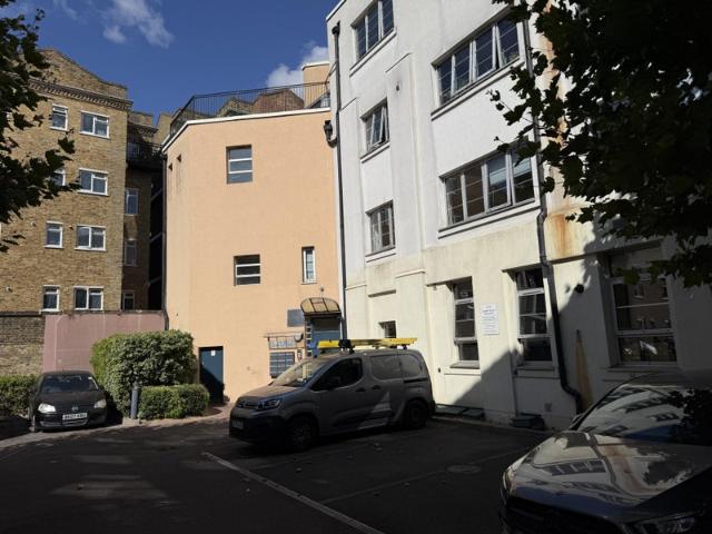 Whole 2 bed flat in a gated development, E2