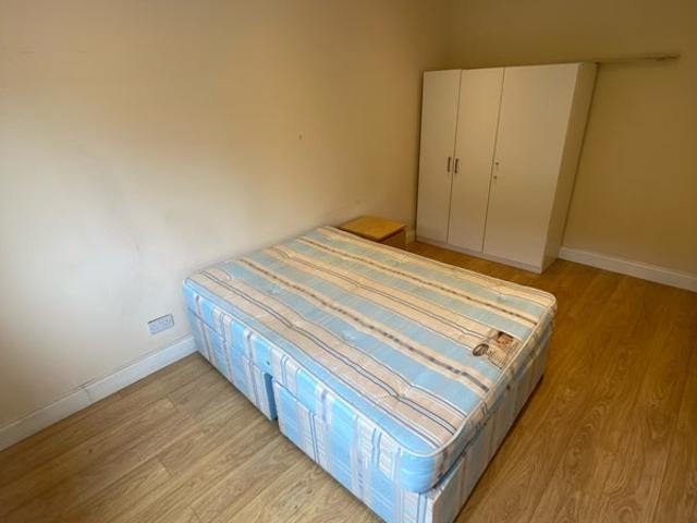 Whole 2 Bed Flat – Wembley Park
