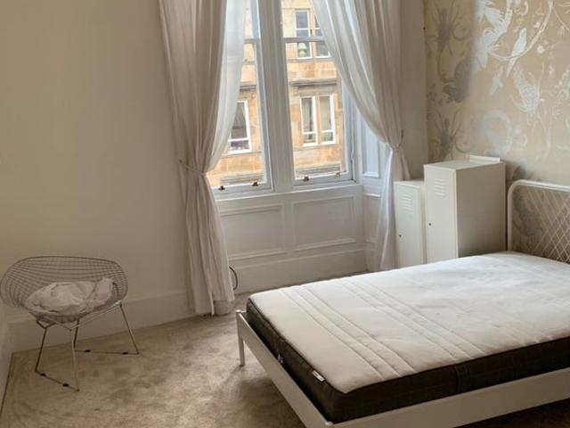 Whole flat 2 bedroom to let as a whole