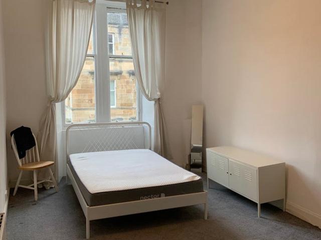 Whole flat 2 bedroom to let as a whole