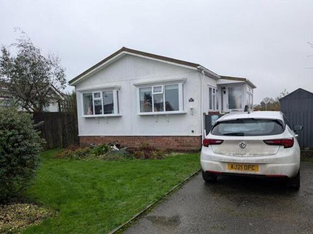 Whatfield Road, Elmsett, 2 Bedroom Park