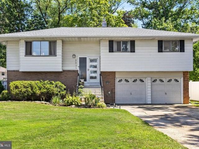 Whatley Rd, Hamilton, Home For Sale