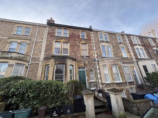 Whatley Road, Bristol, BS8 2 bed flat to rent £1,700 pcm £392 pw