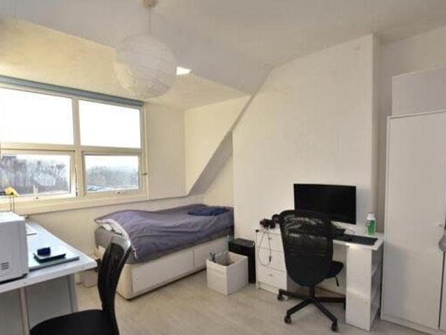 Whatley Road, Room,clifton, 1 Bedroom House