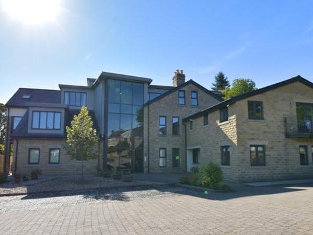 Whaley Lane, Whaley Bridge, 2 Bedroom Apartment